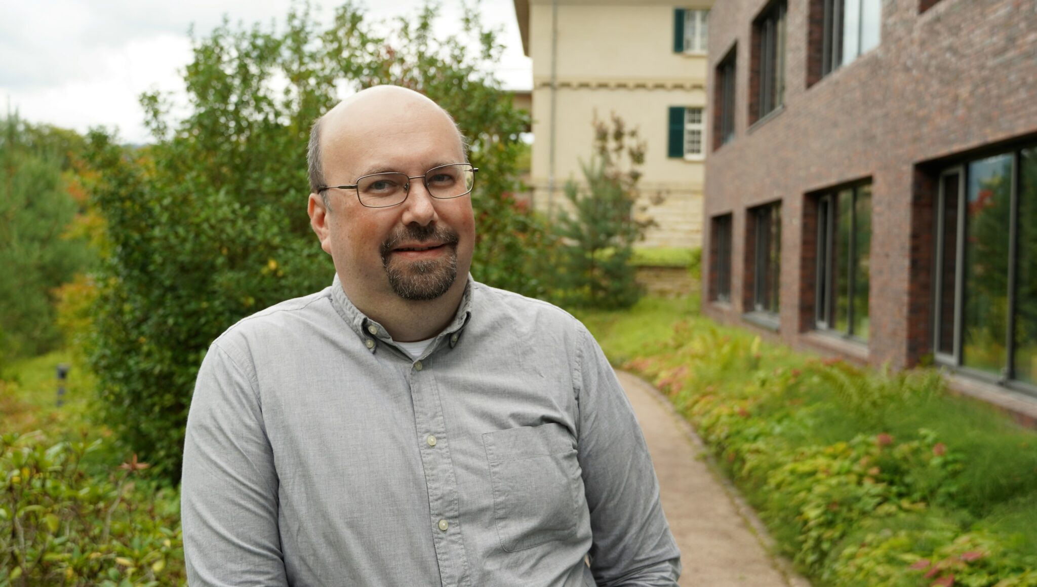 Olexandr Isayev – SIMPLAIX Workshop on "Machine Learning for Multiscale ...